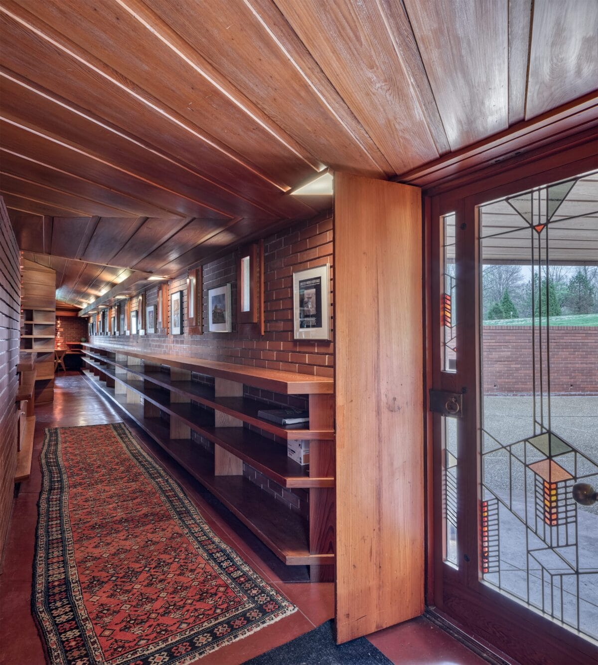 Gallery - The Frank Lloyd Wright House in Ebsworth Park: Kirkwood, Missouri